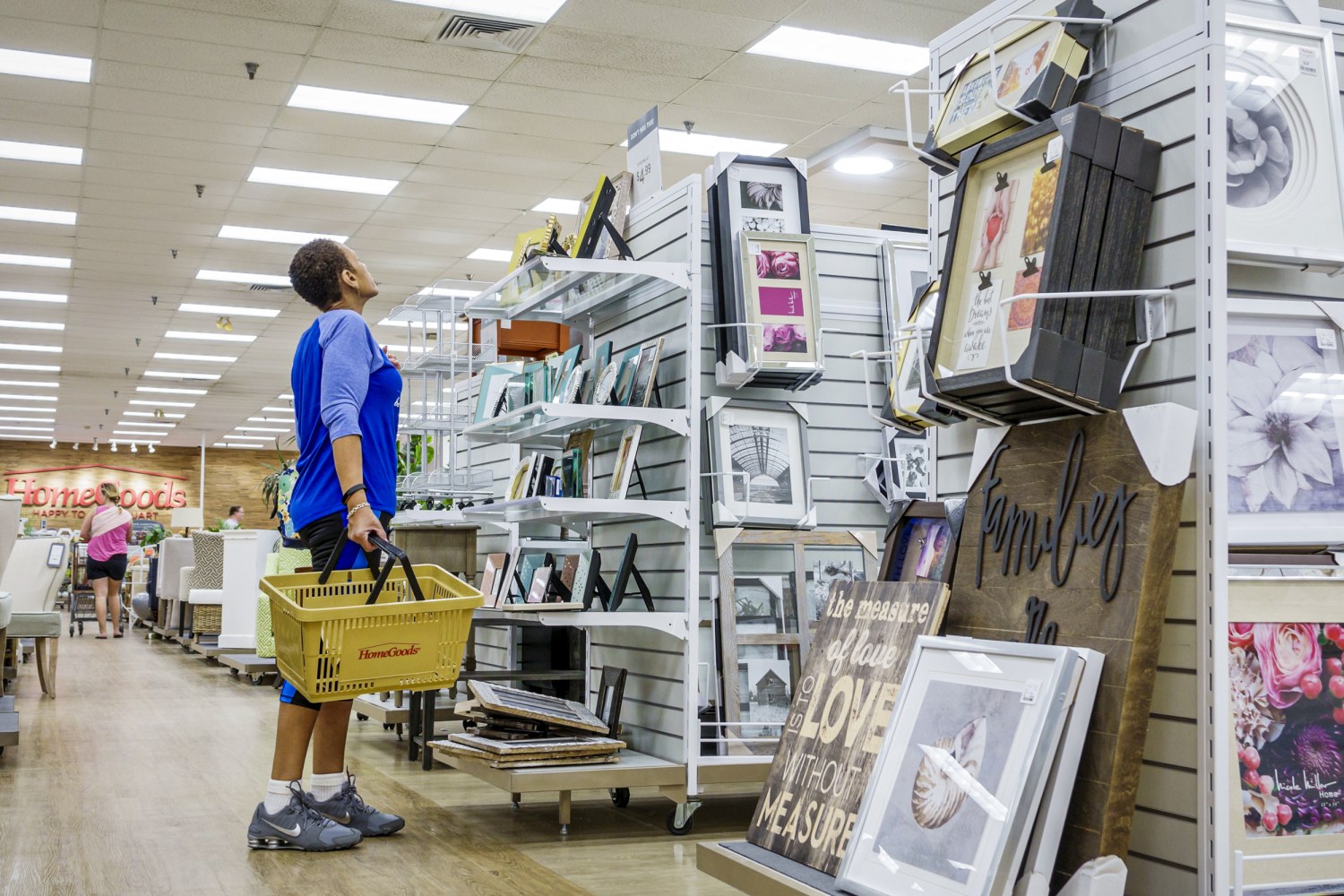 Luxury Home Goods Retail