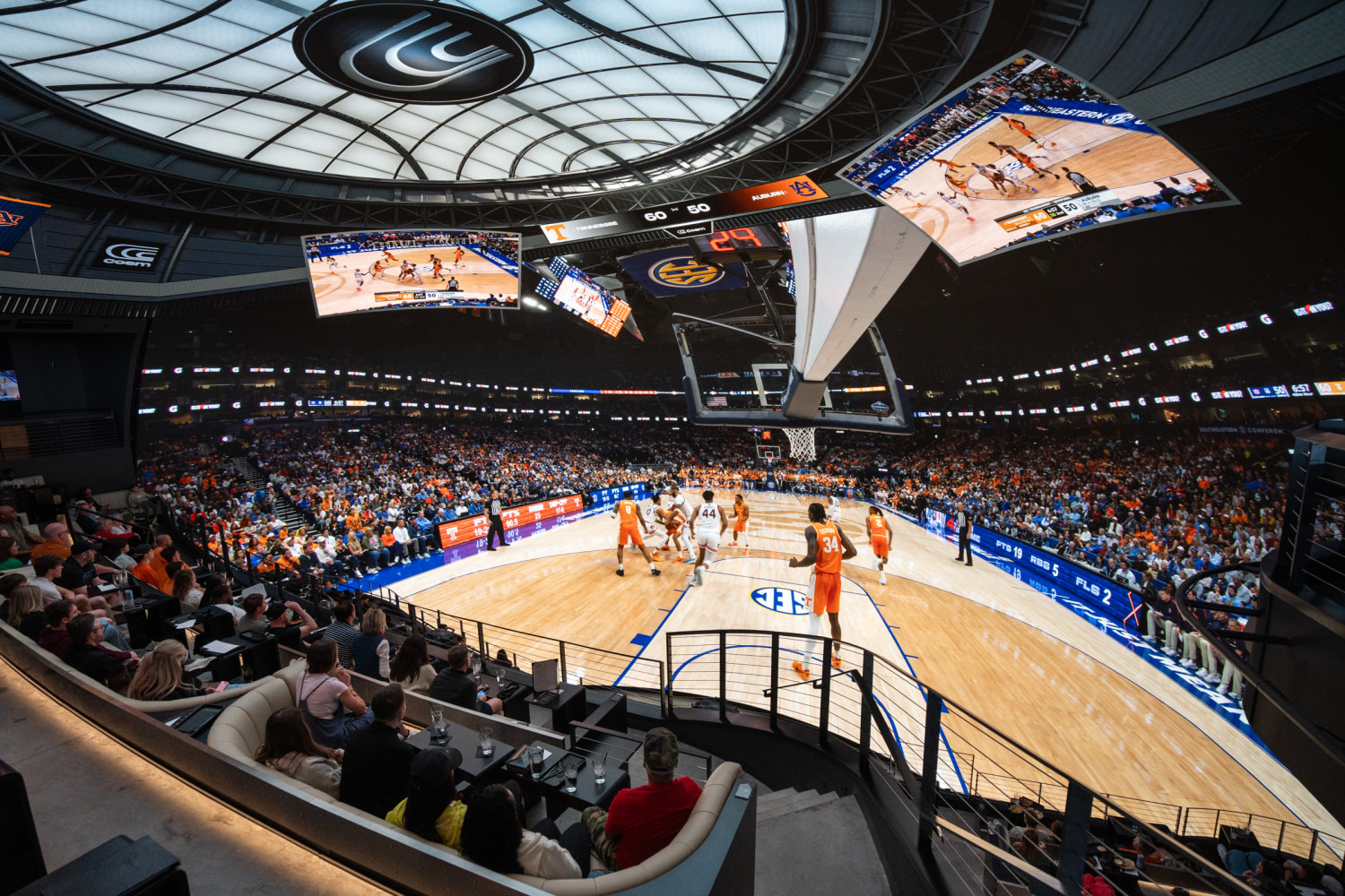 How Cosm turned a planetarium into a sports stadium (Wall Street ...