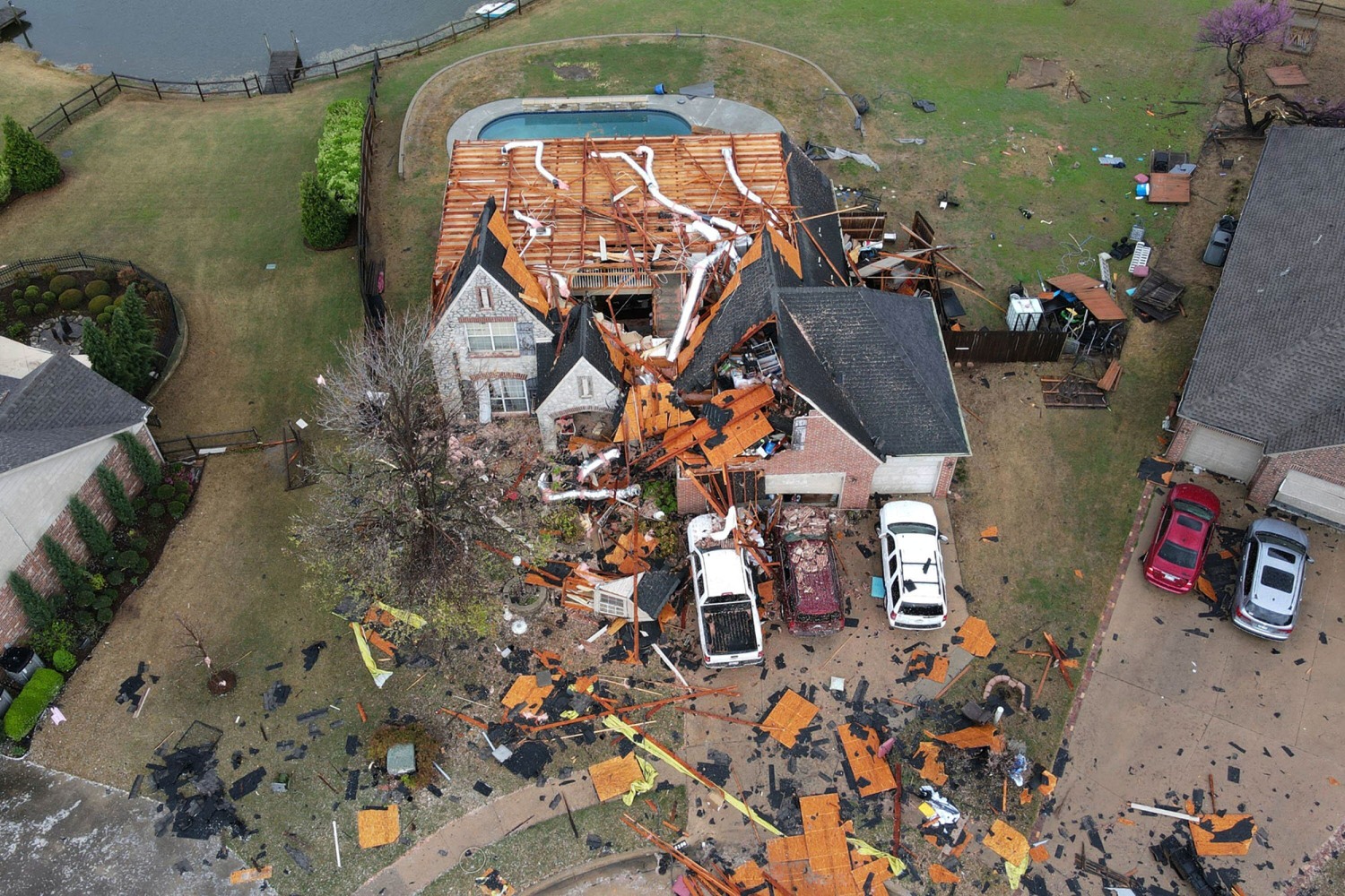 Tornado Distruction