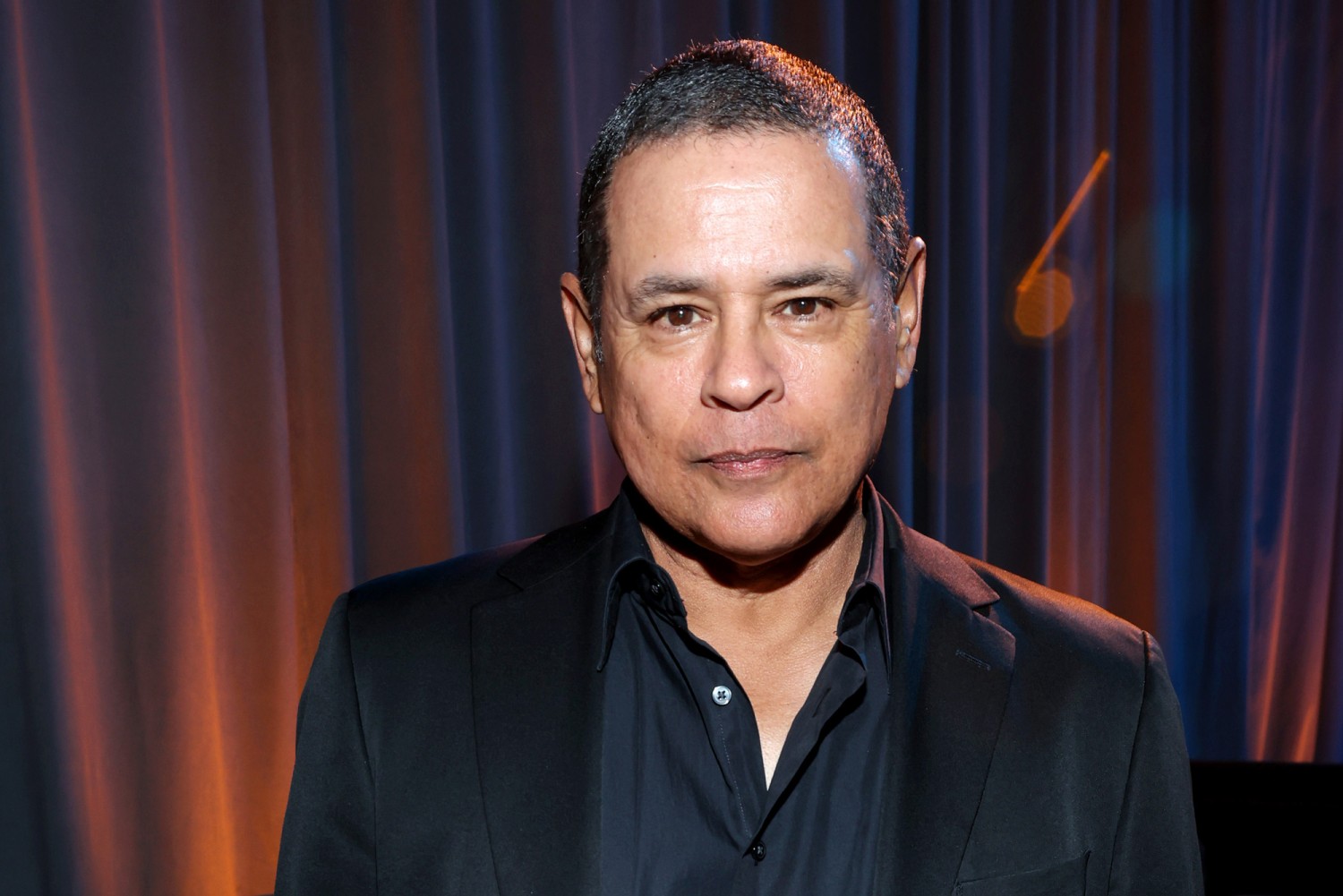 Raymond Cruz Se Está Volviendo Malo Tight! Tight! Tight! That's Right