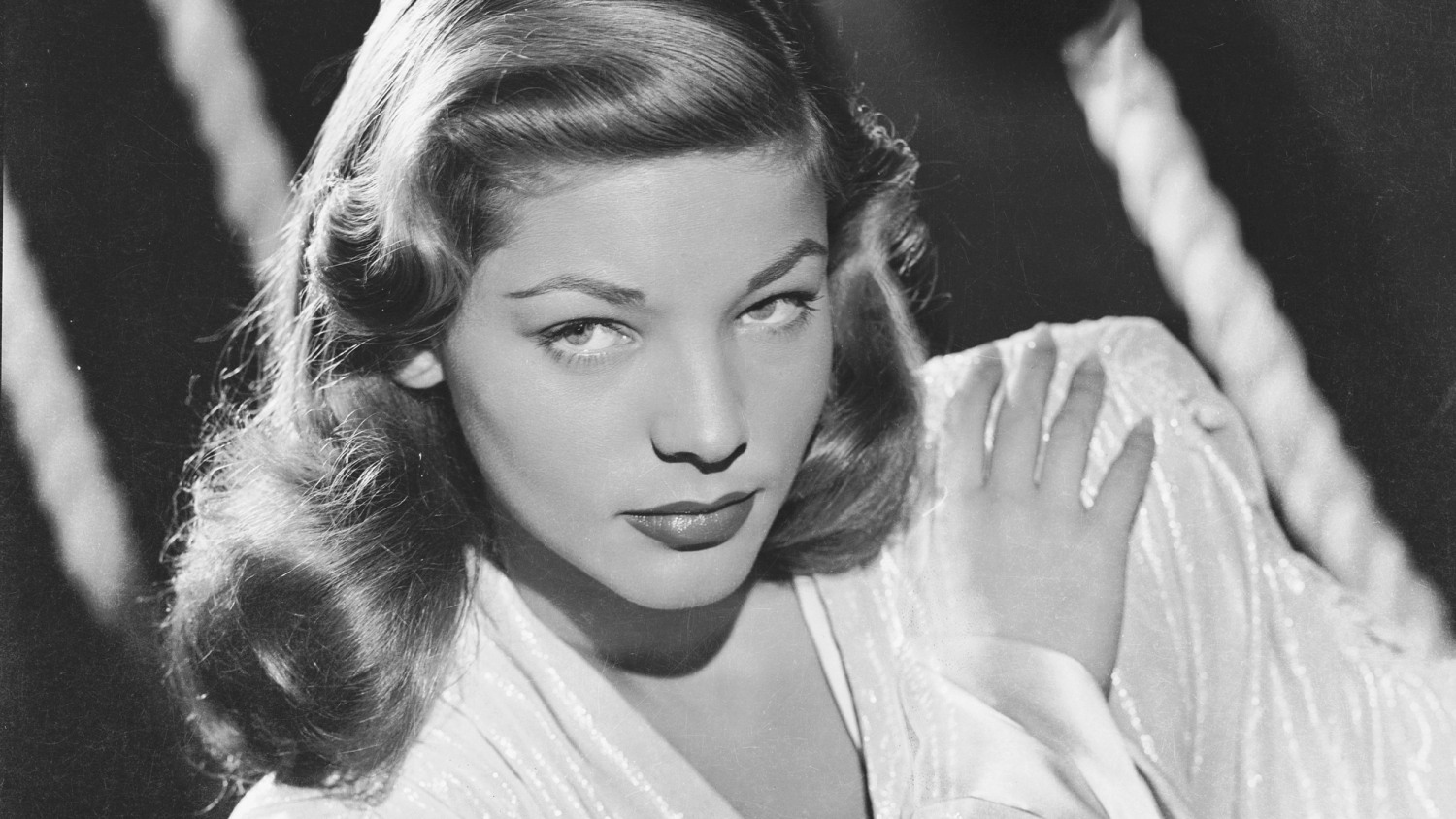 Lauren Bacall 2000 Lauren Bacall Made Her Mark On Pop Culture
