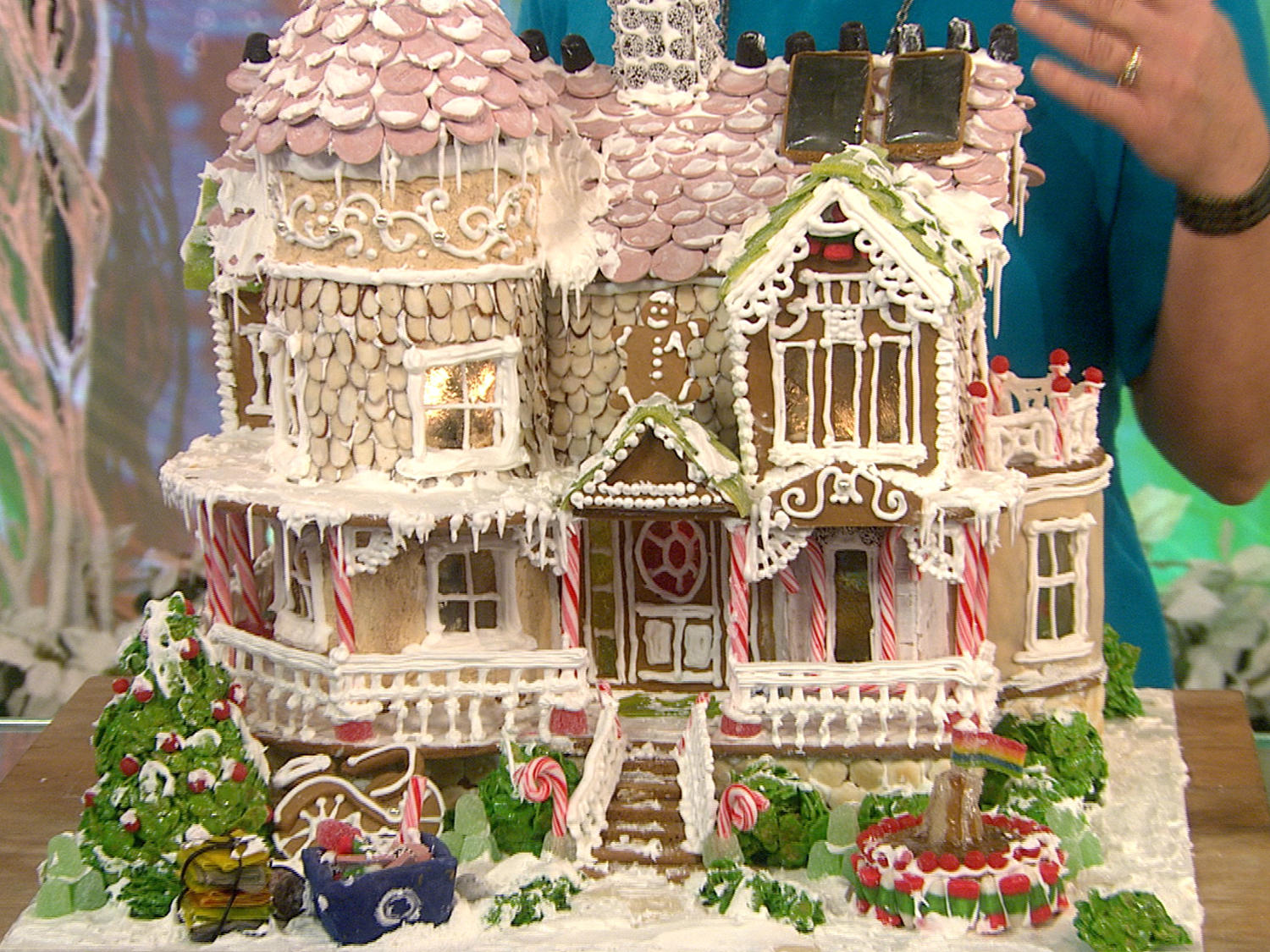 Worlds Best Gingerbread House