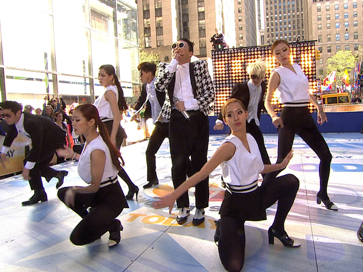 Psy Gentleman Dance