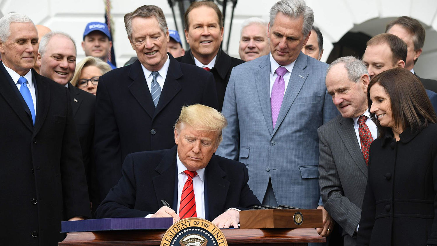 Usmca Trumps New Nafta Deal Explained In 500 Words Vox News And