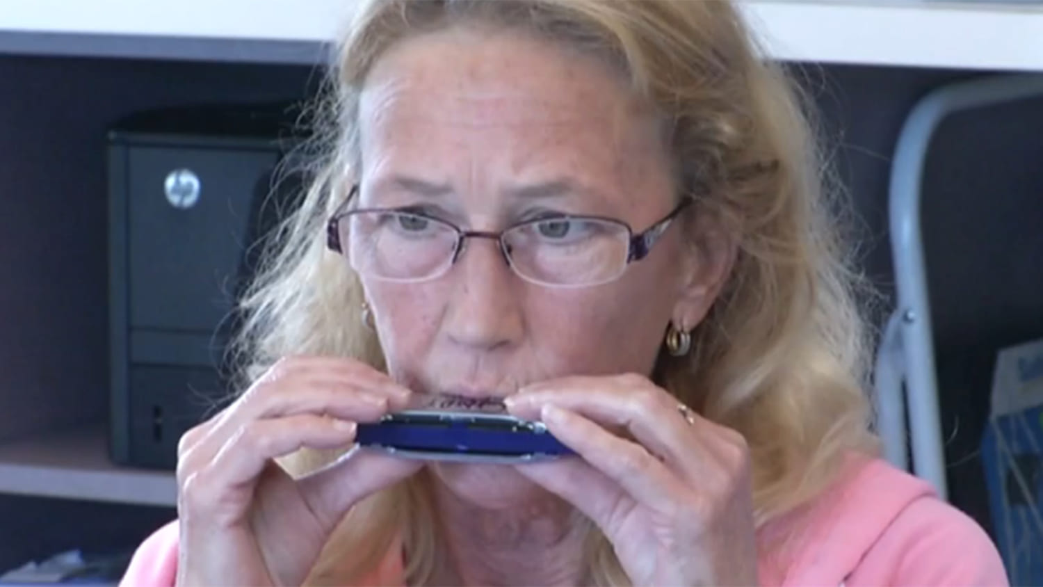 playing harmonica with nose