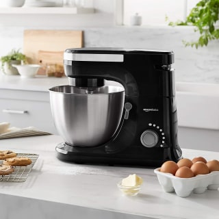 How to shop for stand mixers, according to professional chefs