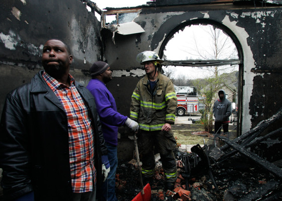 3 die in wildfires, dozens of homes burned