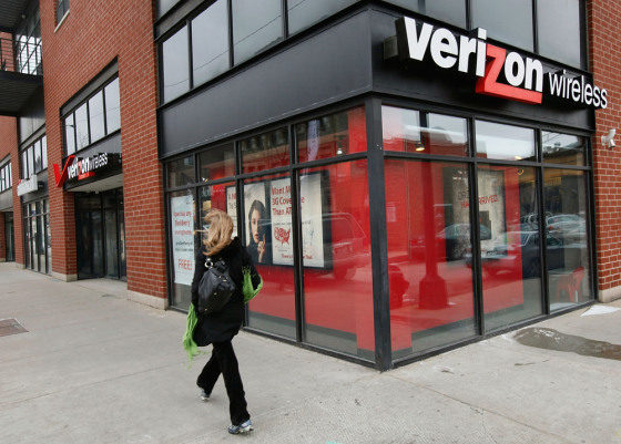 Verizon to issue refunds to 15 million customers