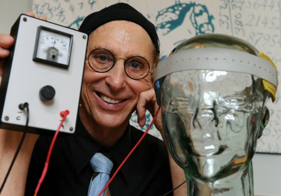 Brain-zapping 'thinking cap' just might work