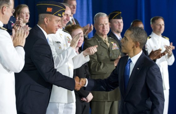 Obama promotes jobs initiative for veterans