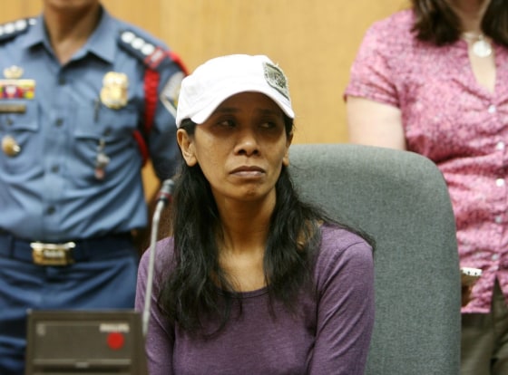 Filipino militants free US woman, still hold son
