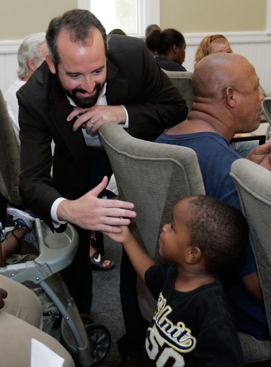 ‘Best Dressed’ man helps homeless land jobs