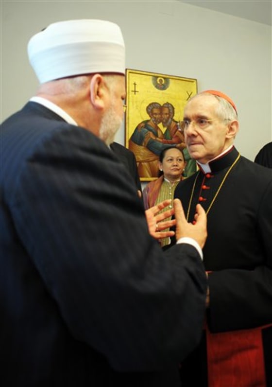 Vatican hosts meeting with Muslim scholars
