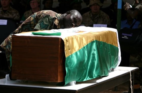 Jimmy Carter, Desmond Tutu denounce Sudan