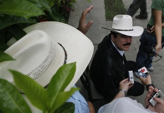 Interim Honduran leader restores civil rights