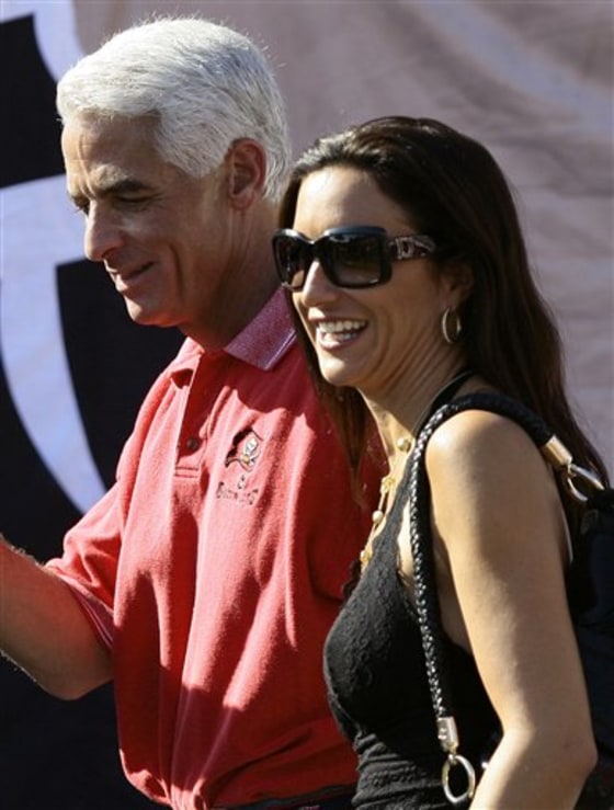 Florida’s Gov. Crist proposes to girlfriend