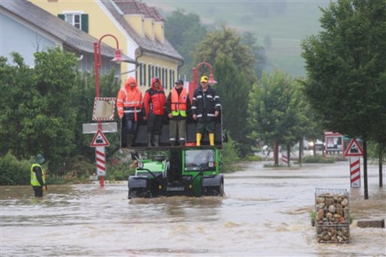 Floods force Vienna museum to move artwork