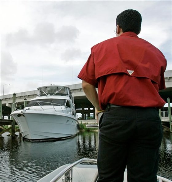 In bad economy, life is good for the repo man