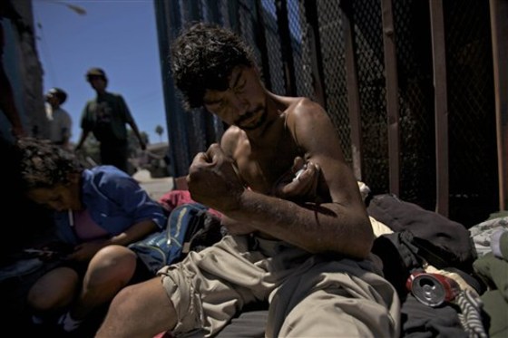 Mexico’s new drug use law worries U.S. police