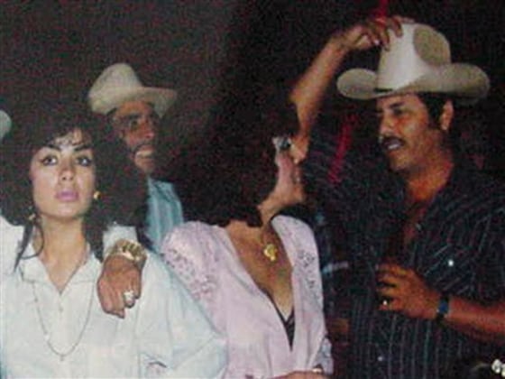 Suspected female drug lord enthralls Mexico