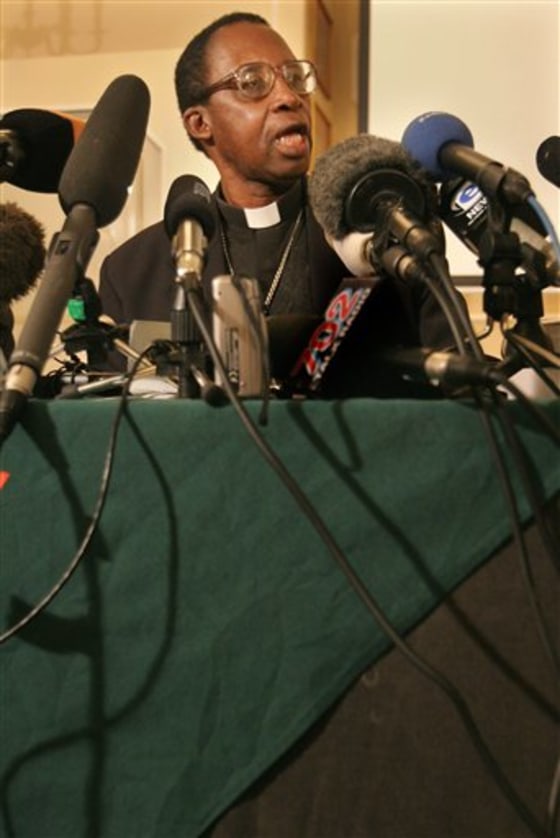 Zimbabwe bishop resigns after sex scandal