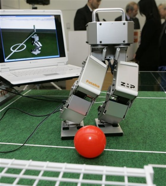 Headless biped robot uses Microsoft software