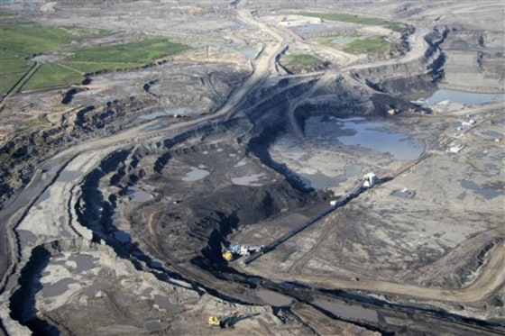 Canada's oil rush fuels environmental concerns