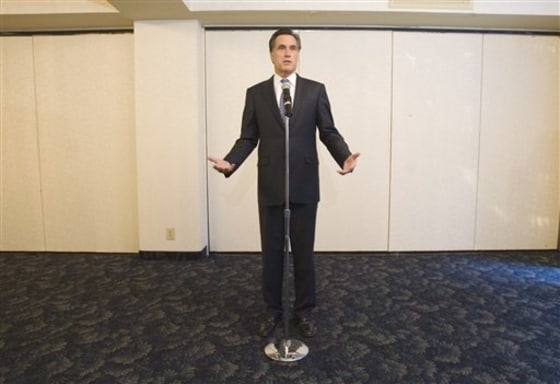 Romney defends lack of hunting license