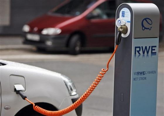 German eyes million electric cars by 2020