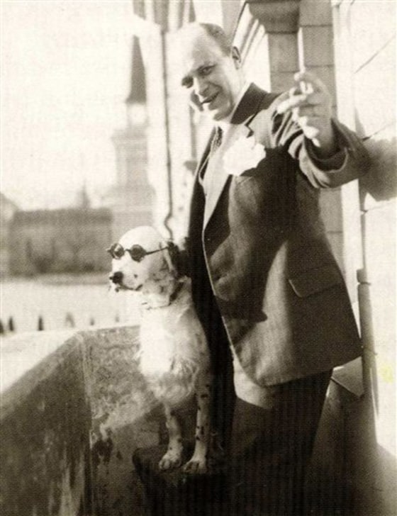 'Heil Rover!' Hitler-imitating dog enraged Nazis