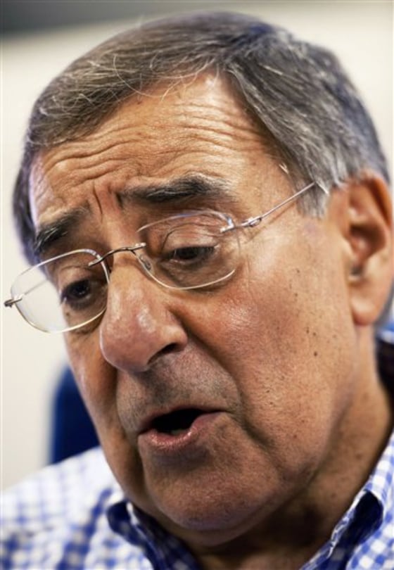 Panetta in Iraq to see officials, commanders