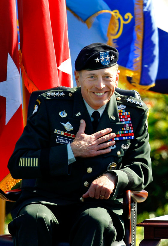Petraeus adds Afghanistan to his command