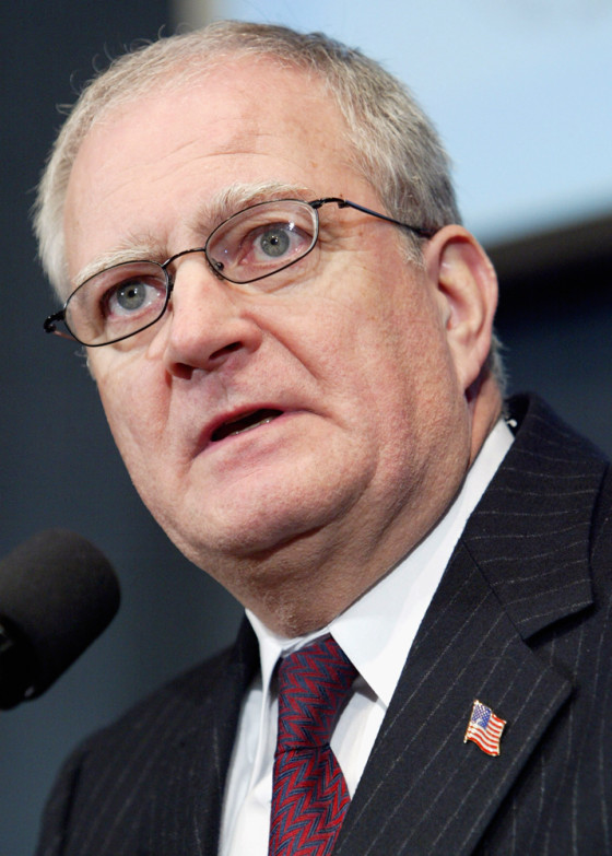 Science adviser grilled over altered testimony