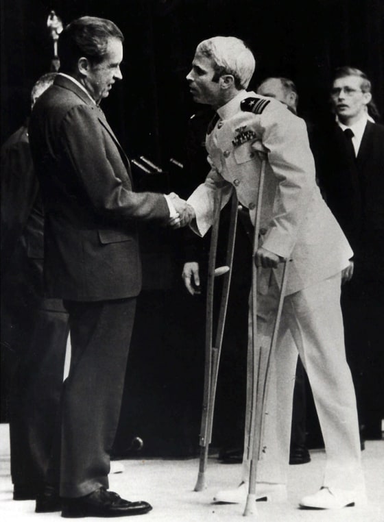 crip signs with hands tutorial