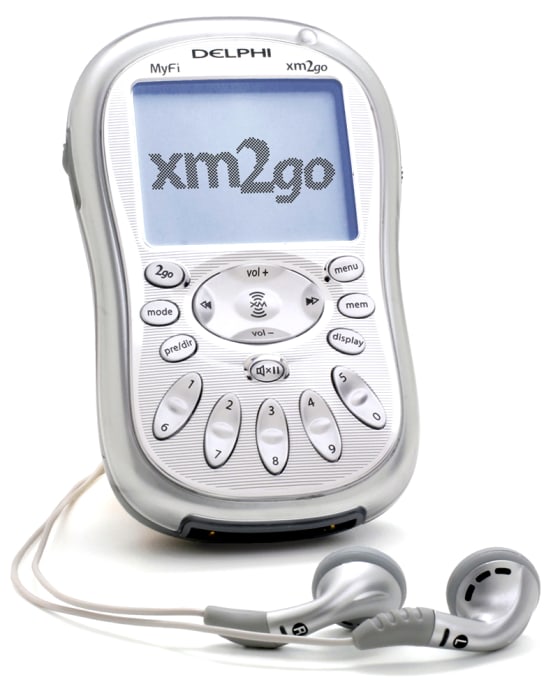 XM unveilsportable satellite radio