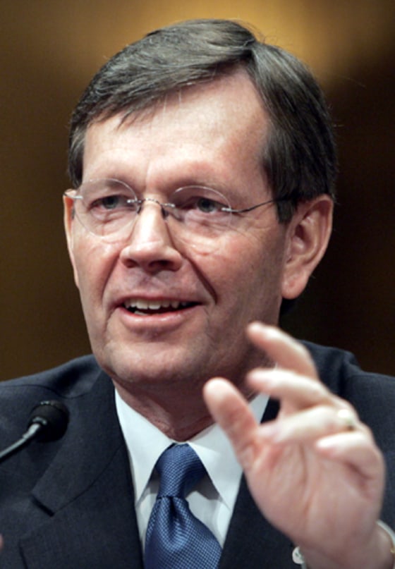 Leavitt easily OK'das HHS secretary