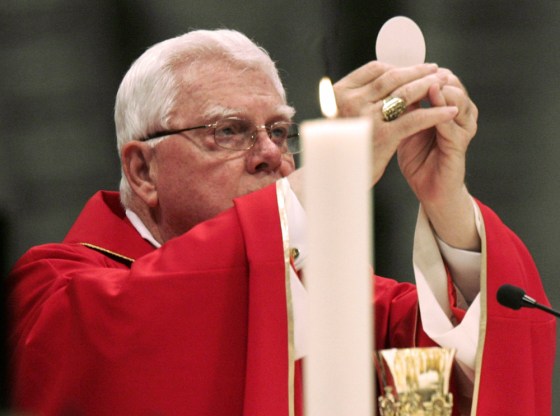 Cardinal celebrates Mass despite protests