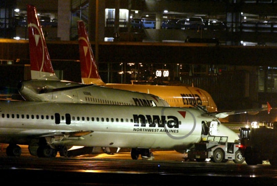 6 injured as planes collide on ground