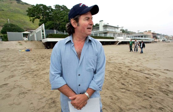 Malibu mogul opens beach 22 years later