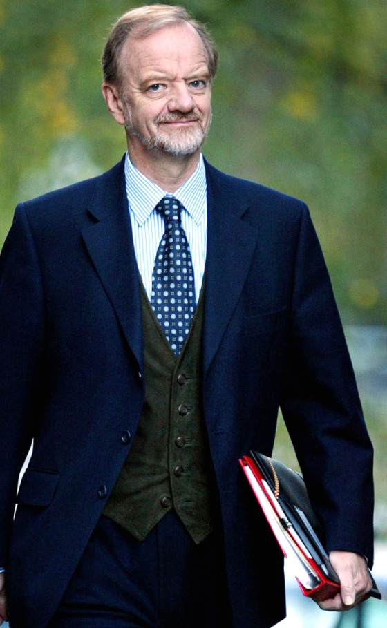 Former U.K. Foreign Secretary Cook dies