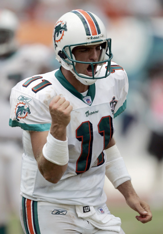 Frerotte goes from headbanger to heady veteran