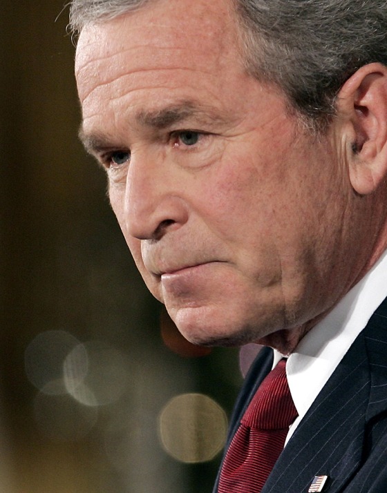 Analysts: Bush spying rationale legally shaky