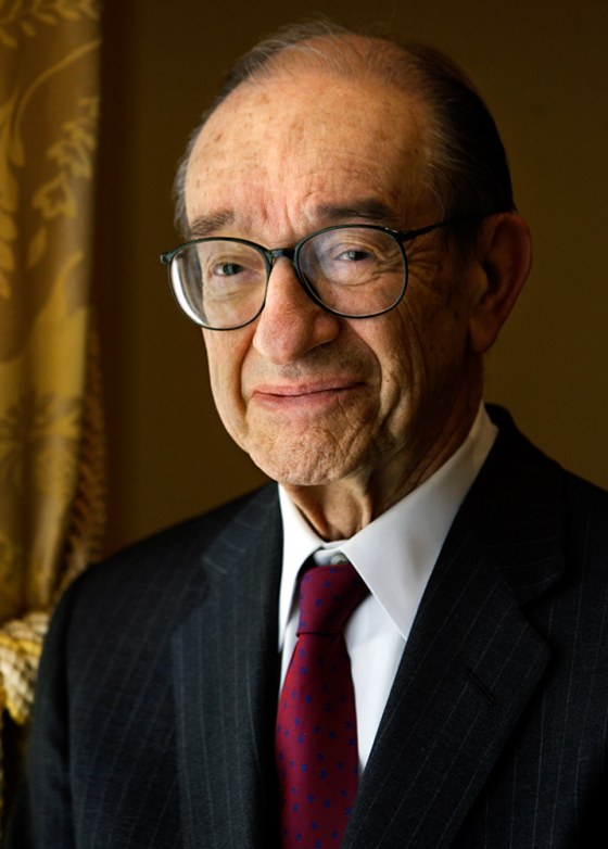 Greenspan picks writer to assist on memoirs