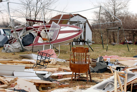 Tornadoes tear across Midwest; at least 10 die