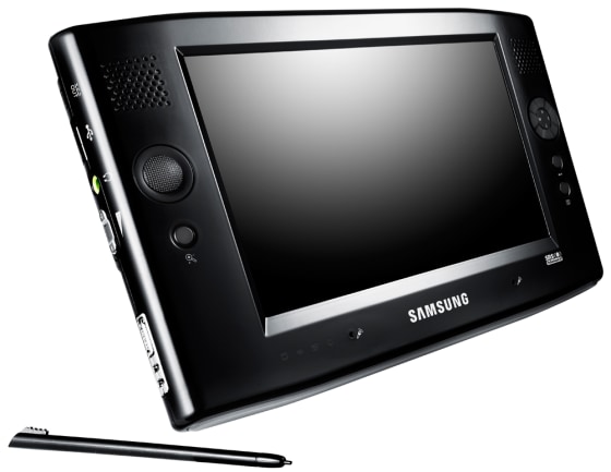 Ultramobile PC makes nice, pricey debut