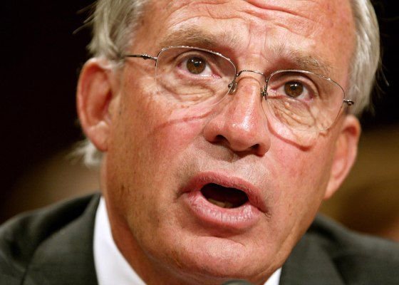 Fix-it man leaves, but CIA’s cracks remain