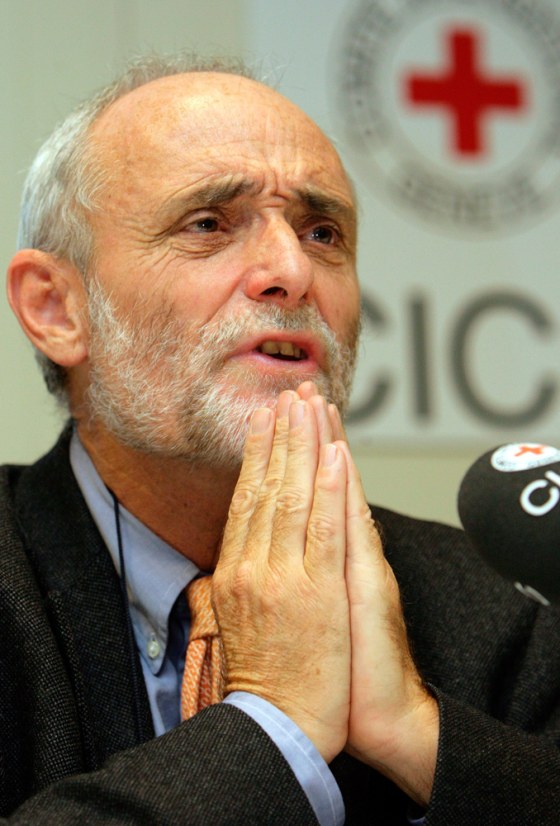 ICRC: Rice, Rumsfeld block access to detainees