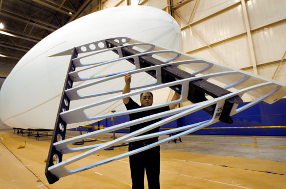 Robo-blimps could bring you wireless