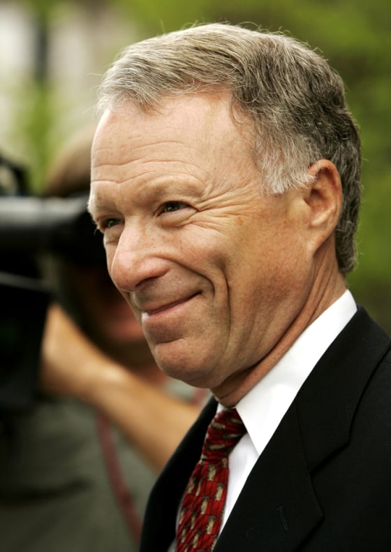 Libby plans to testify in CIA leak trial