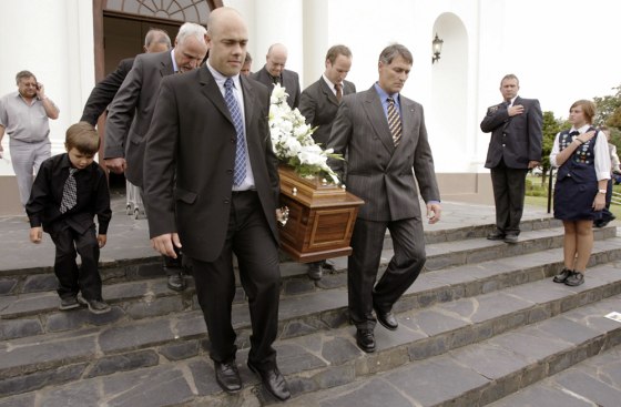South Africa buries last hard-line white leader
